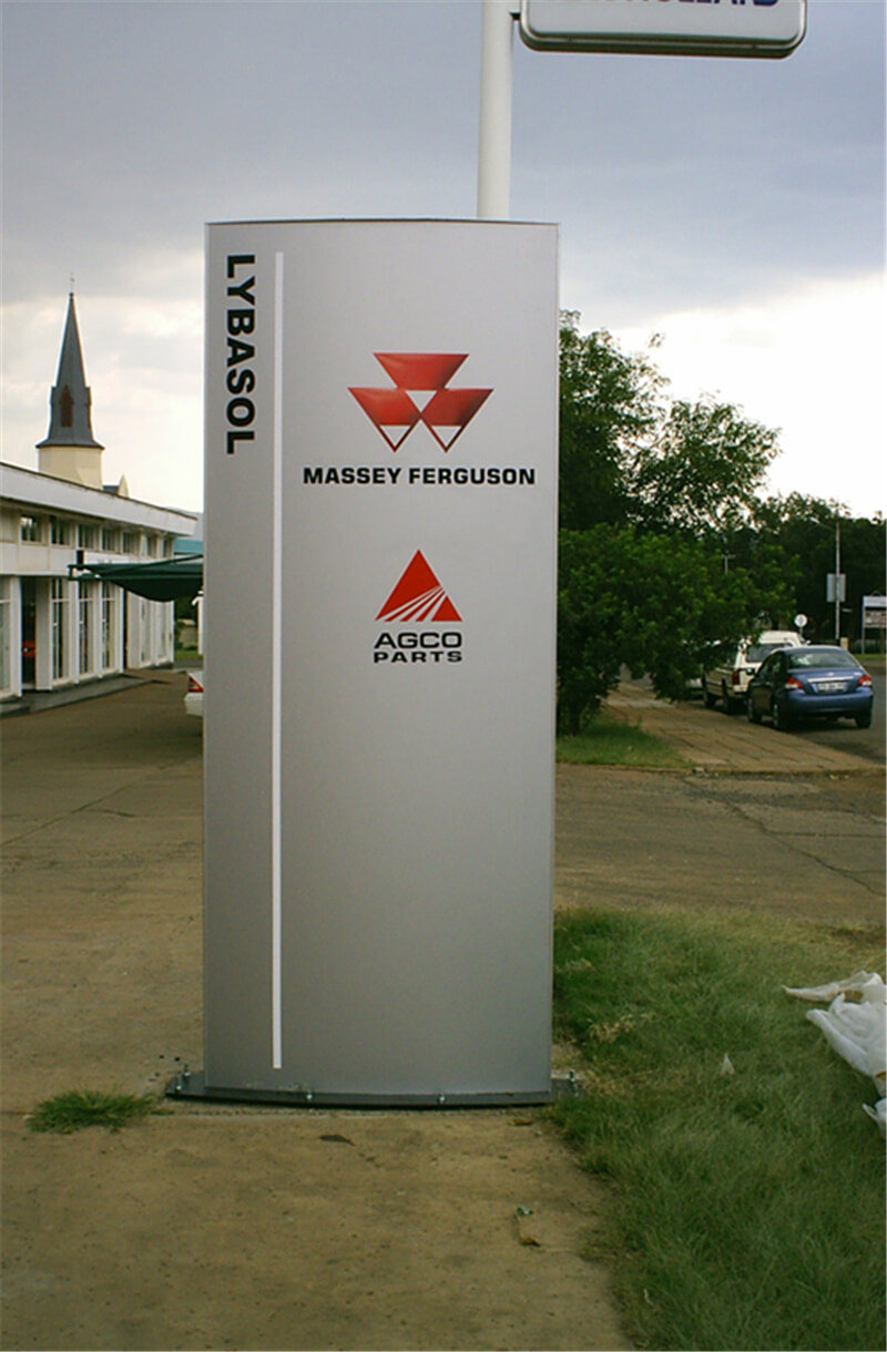 Curved Pylon Sign E11A4 - Buy Directional Signs, Wayfinding Sign, Totem ...